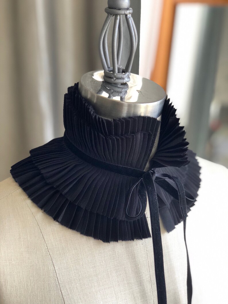BLACK Detachable SILK Collar/ruffle Collar/pleated Collar/high - Etsy