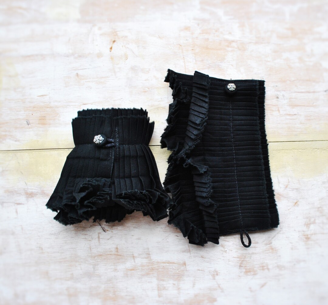 Black Hand Pleated Detachable Cuffs/gothic Cuffs/ Victorian Cuffs/hand ...