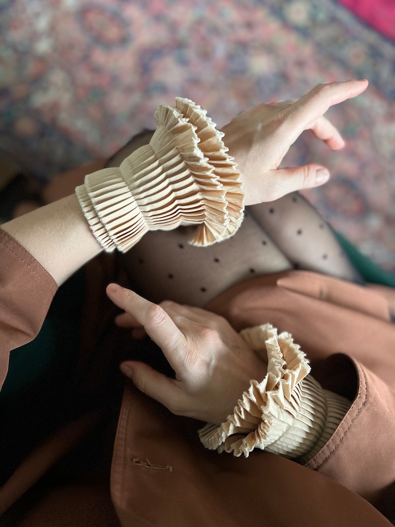 Ivory Ruffled Cuffs/detachable Pleated Cuffs/detachable Cuffs/wrist ...