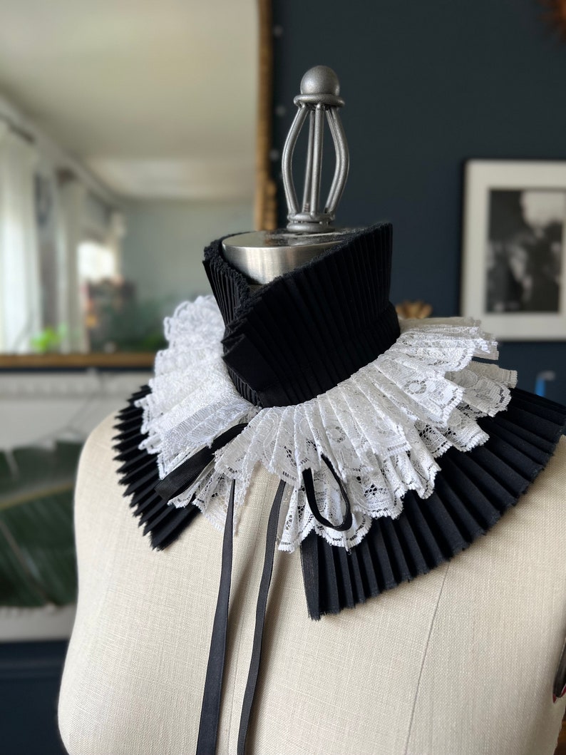 Victorian Lace Collar/neck Ruff/ Ruffled Collar/ Victorian Collar ...