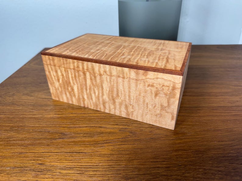 Maple Jewelry / Keepsake Box - Etsy