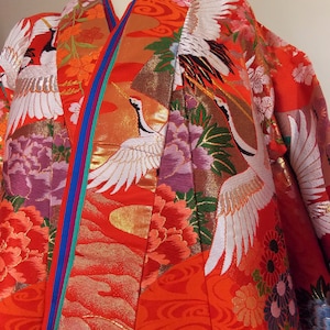 UCHIKAKE Wedding Kimono Robe JUNI-HITOE Red Gold Sakura Cherry Blossom ...
