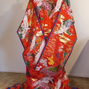 UCHIKAKE Wedding Kimono Robe JUNI-HITOE Red Gold Sakura Cherry Blossom ...
