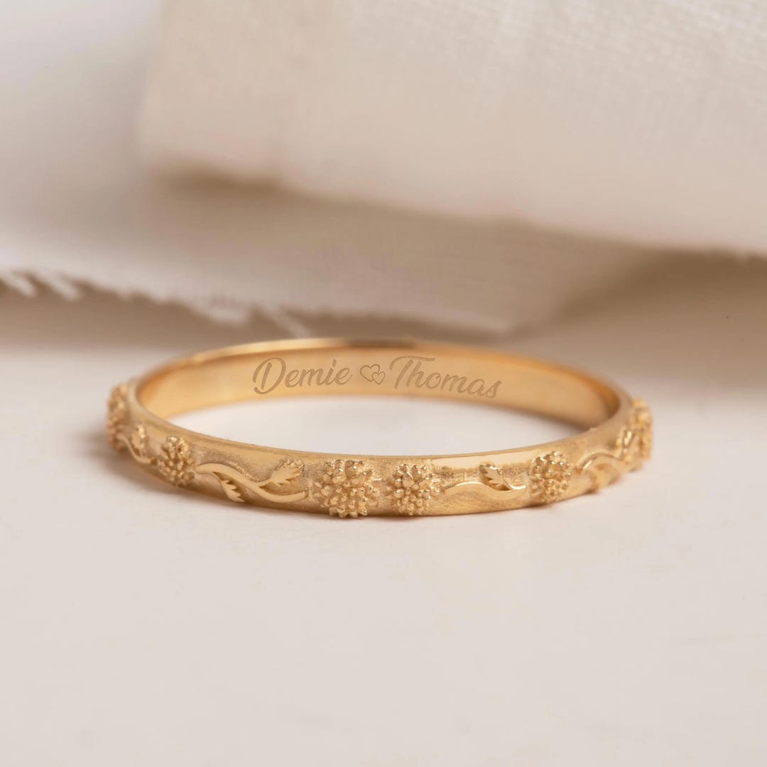 Chrysanthemum Flower Ring in 10K/14K/18K Solid Gold, Engraved Botanical ...