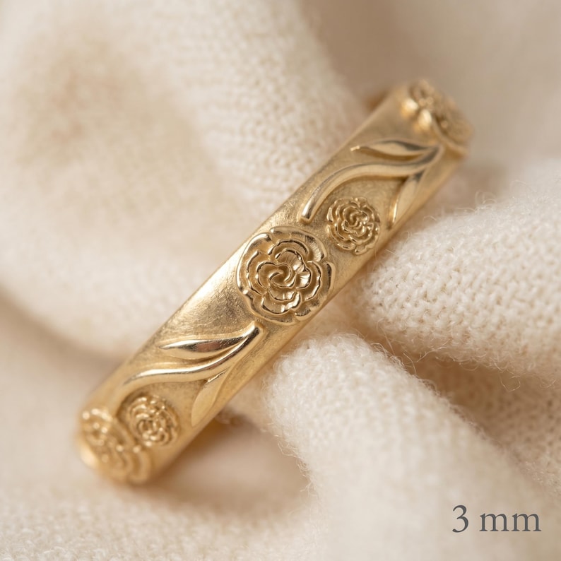 Solid Gold Carnation Ring – January Birth Flower • 10K/14K/18K • Yellow ...