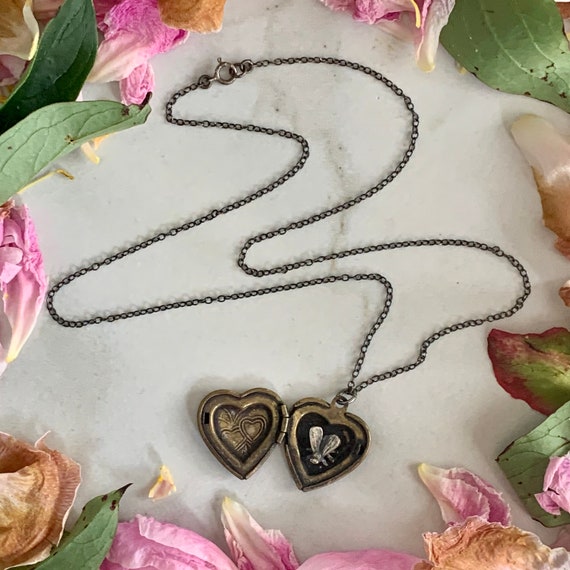 Entwined Heart Victorian Locket With Fly Inside Heart Locket | Etsy