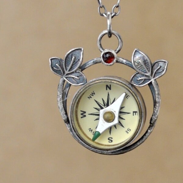 Working Compass Necklace for Women - Etsy