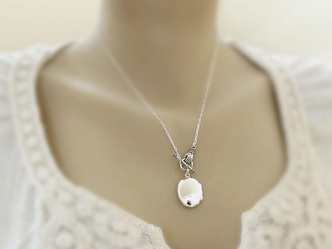 Silver Victorian Hand Locket Necklace 925 Sterling Silver Petite Photo ...