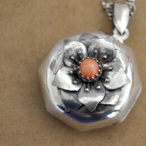 Handmade Locket - Etsy