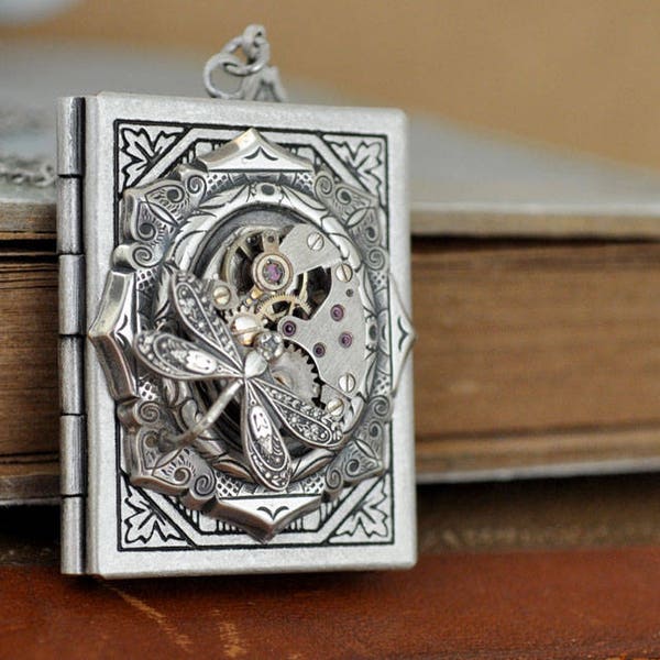 Clock Locket - Etsy