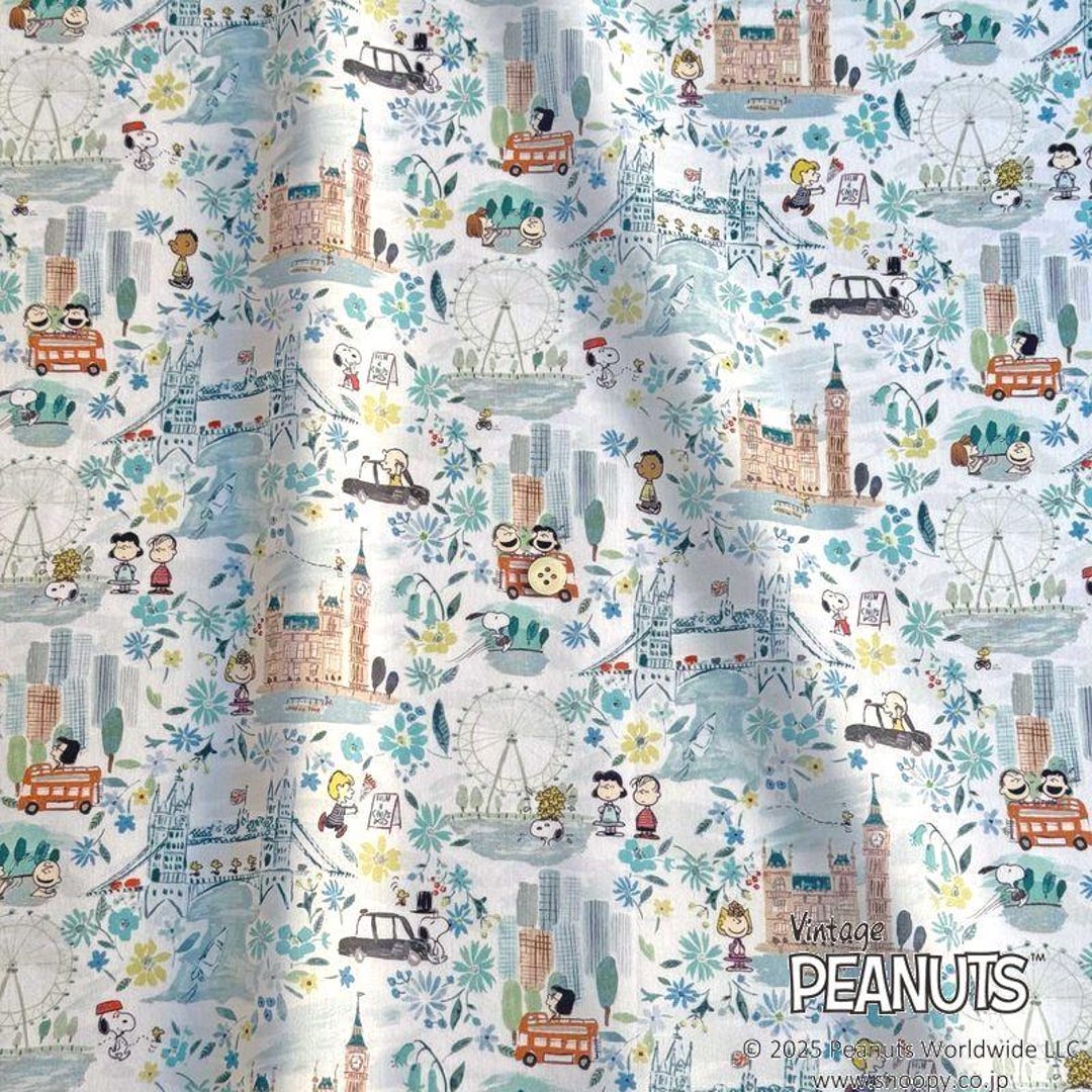 Peanuts(tm)snoopy × Liberty - A London Adventure - J25D - 50cm L × 54cm ...