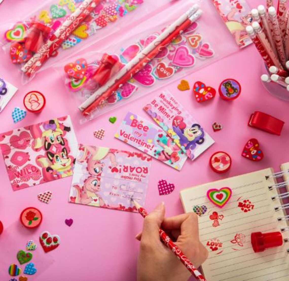 28 Pack Valentine’s Day Stationery Kids Gift Set – School Classmates ...