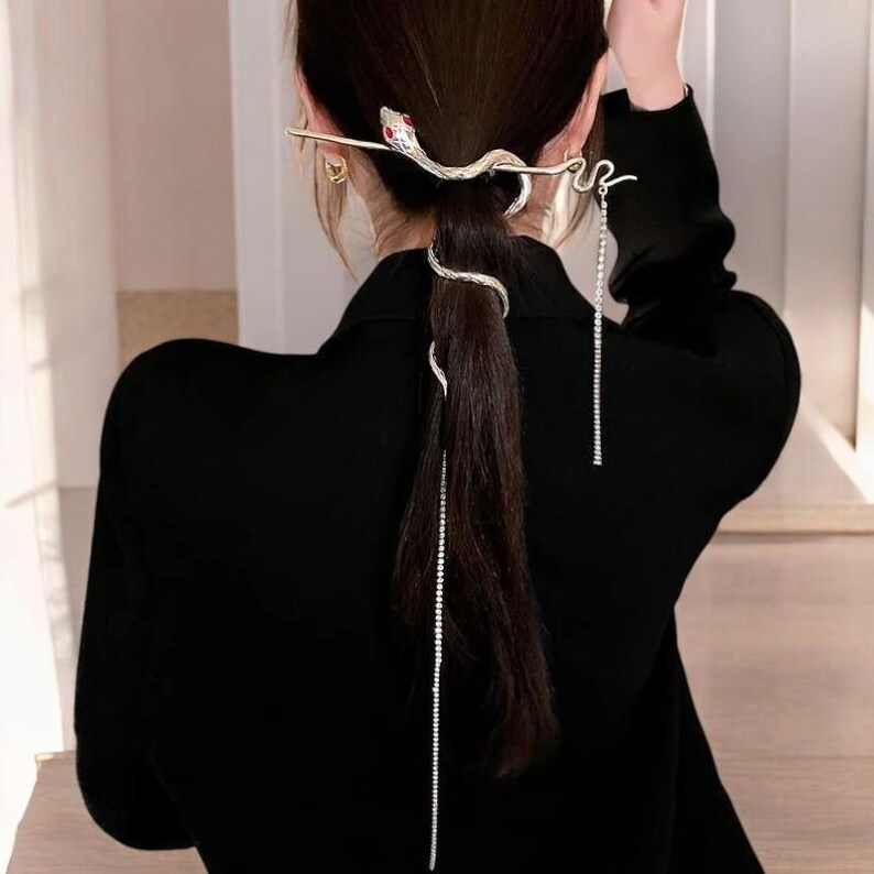 Snake Hair Stick With Tassel Chain | Chinese Style Punk Hair Clip ...