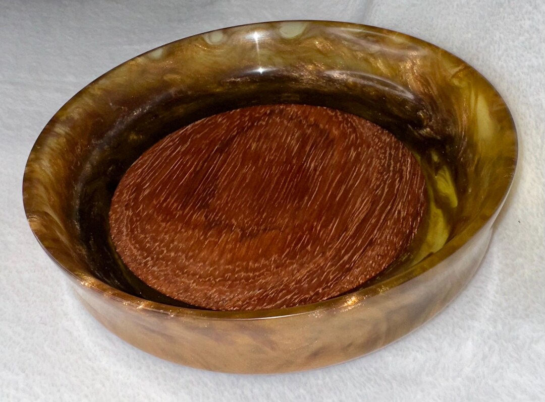 Handcrafted Wooden and Resin Bowl With Gold Coin Inlay - Etsy
