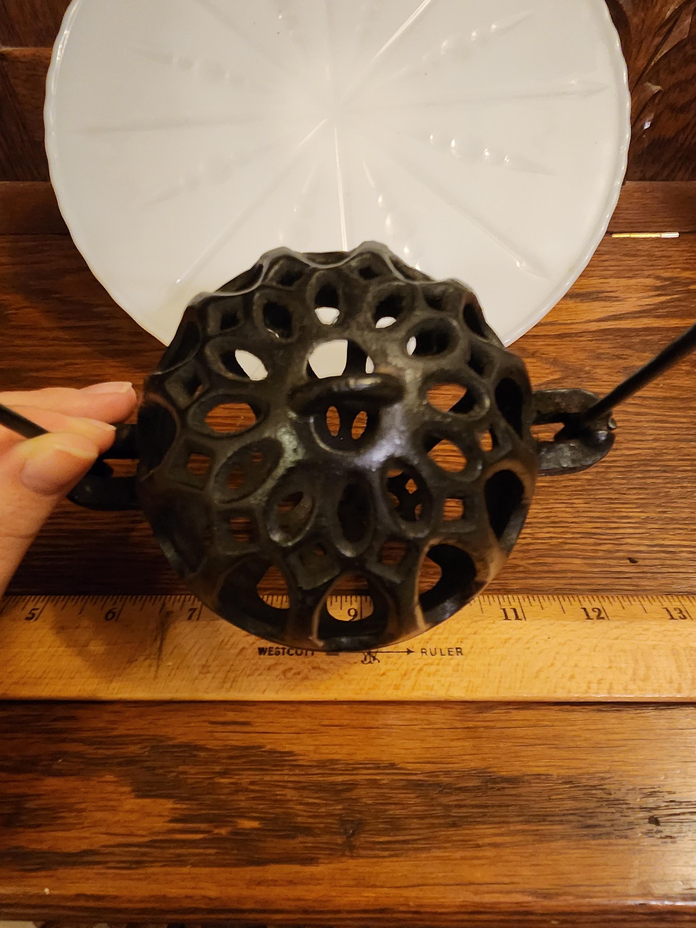 Antique Cast Iron Hanging String Holder Outdoor Garden Light Decorative ...