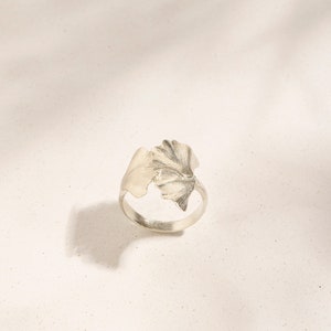 Petal Ring, 14k Gold Leaf Ring, Solid Gold Statement Ring, Solid Gold ...