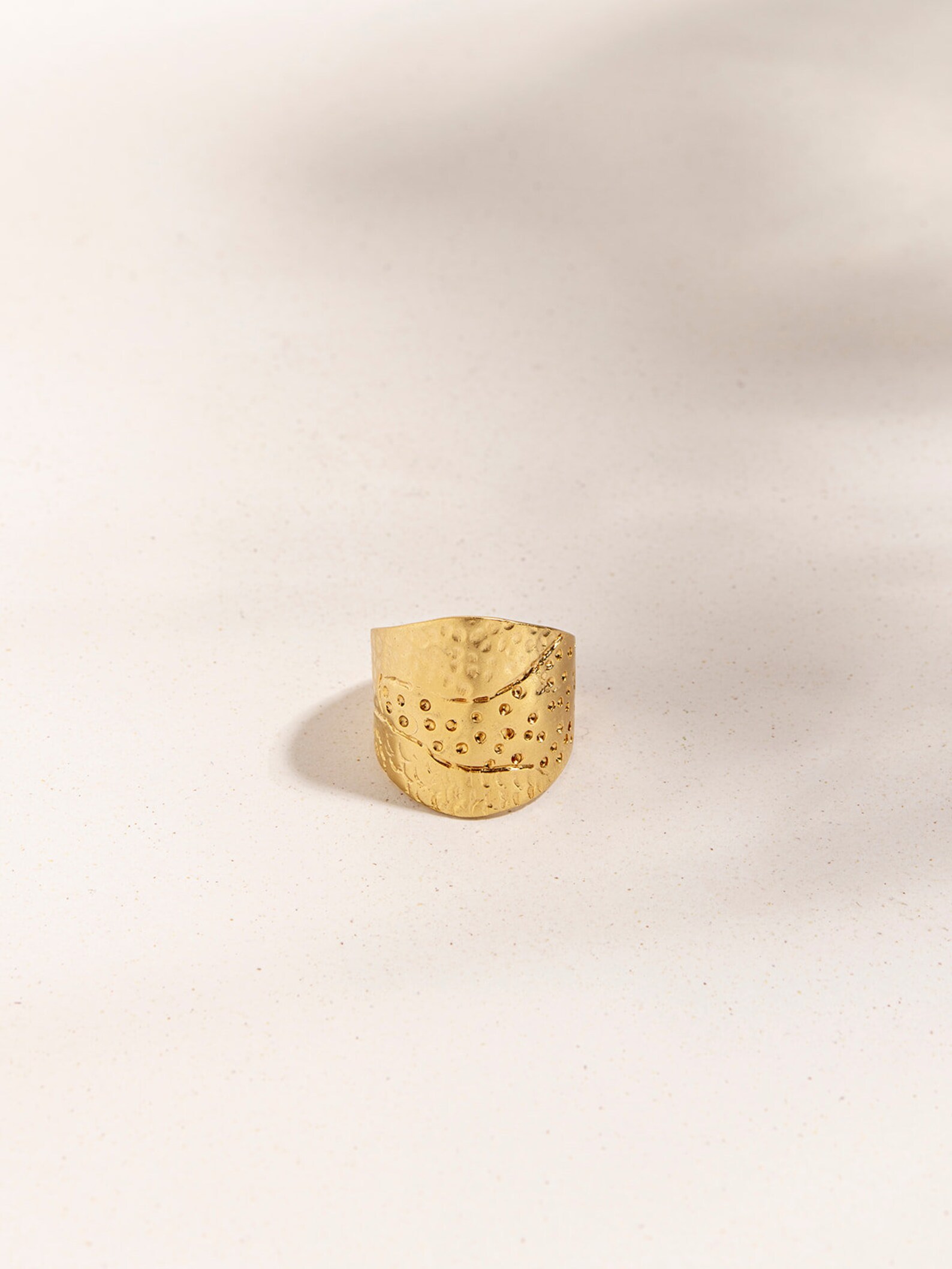 Hammered Gold Ring, Wide Band Gold Ring, Abstract Ring, Chunky ...