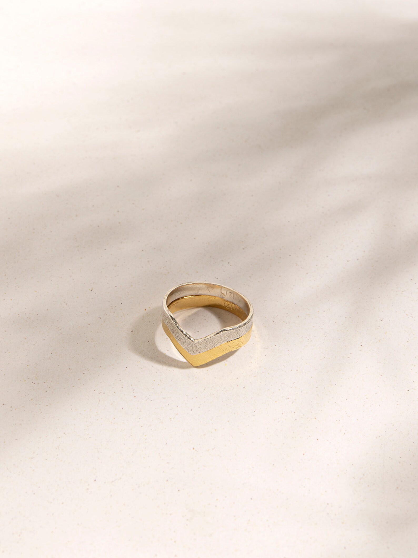 Gold V Ring, Gold V Wedding Band, 14k Gold Chevron Ring, Solid Gold ...
