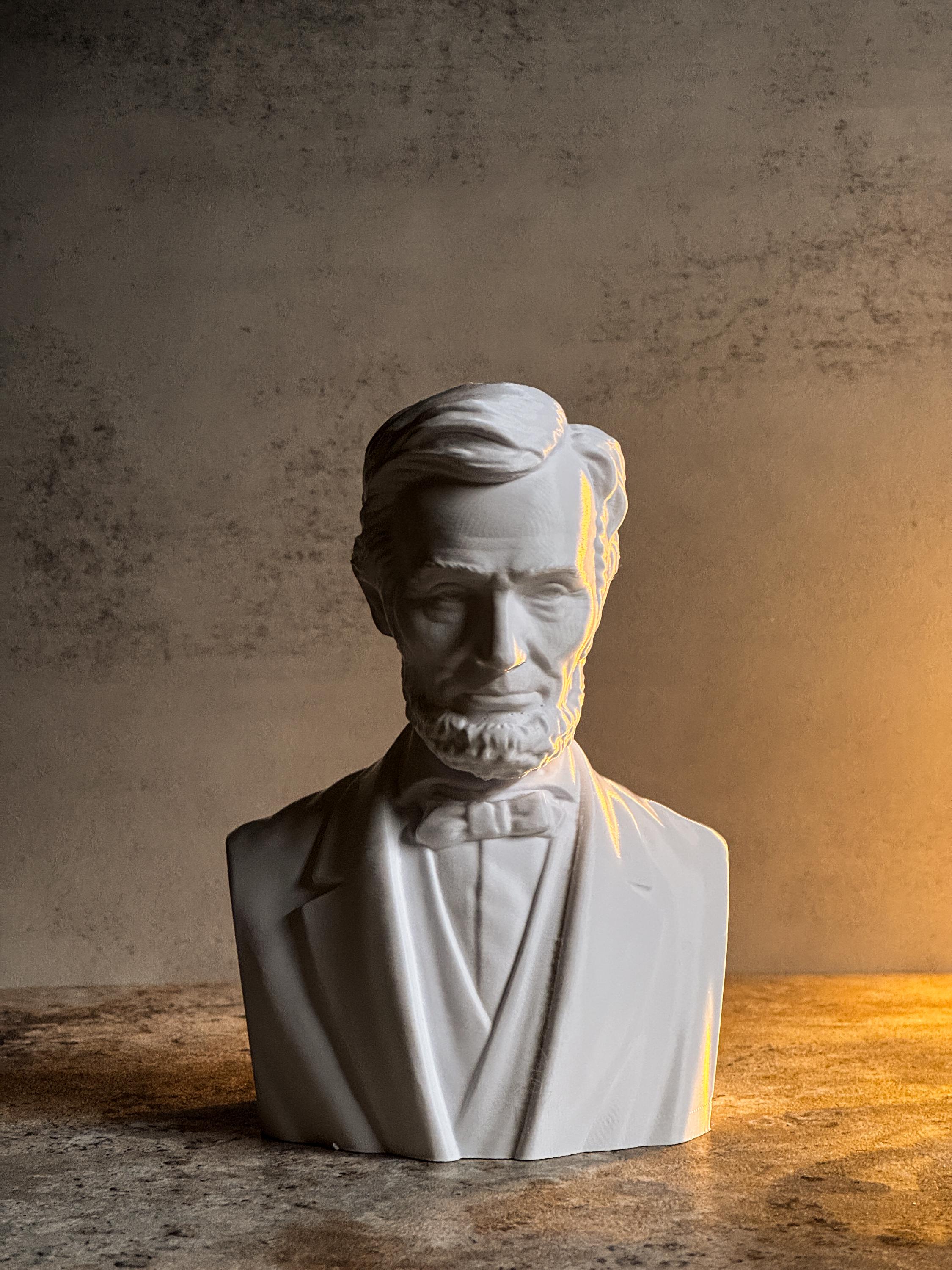 Presidential Bust Design Toscano Abraham Lincoln Bust Statue - Bonded ...