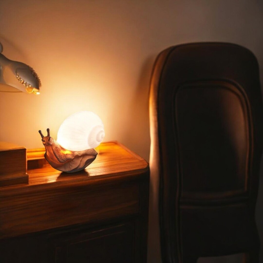 Bright Snail Lamp 3D Snail Desk Lamp Cottagecore Decor Custom Snail ...