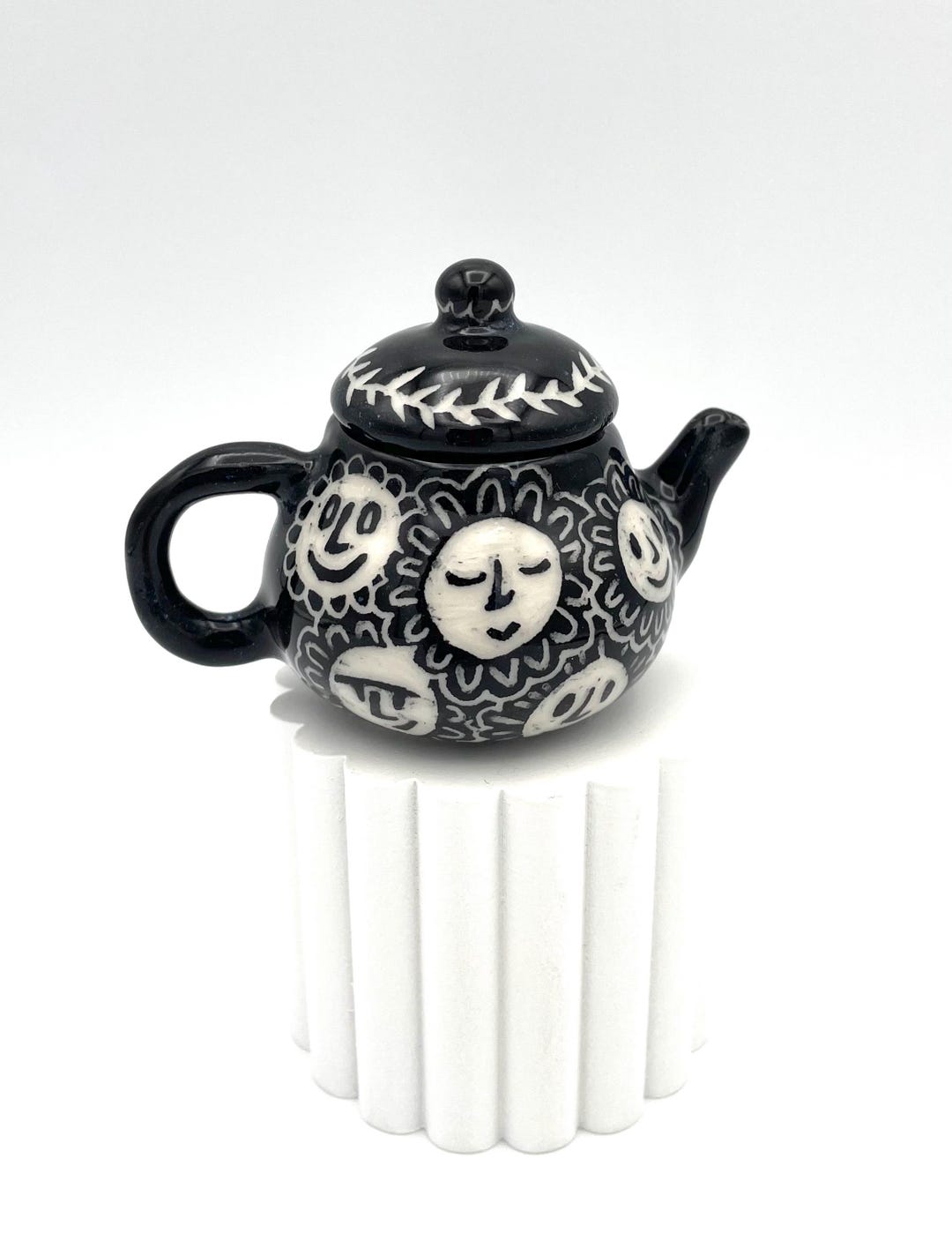 Tiny Sgraffito Teapot Flower Faces - Etsy