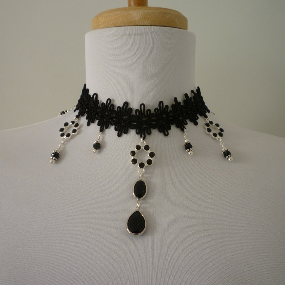 Black Lace Metal Black Facetted Glass Beads Choker Necklace | Etsy