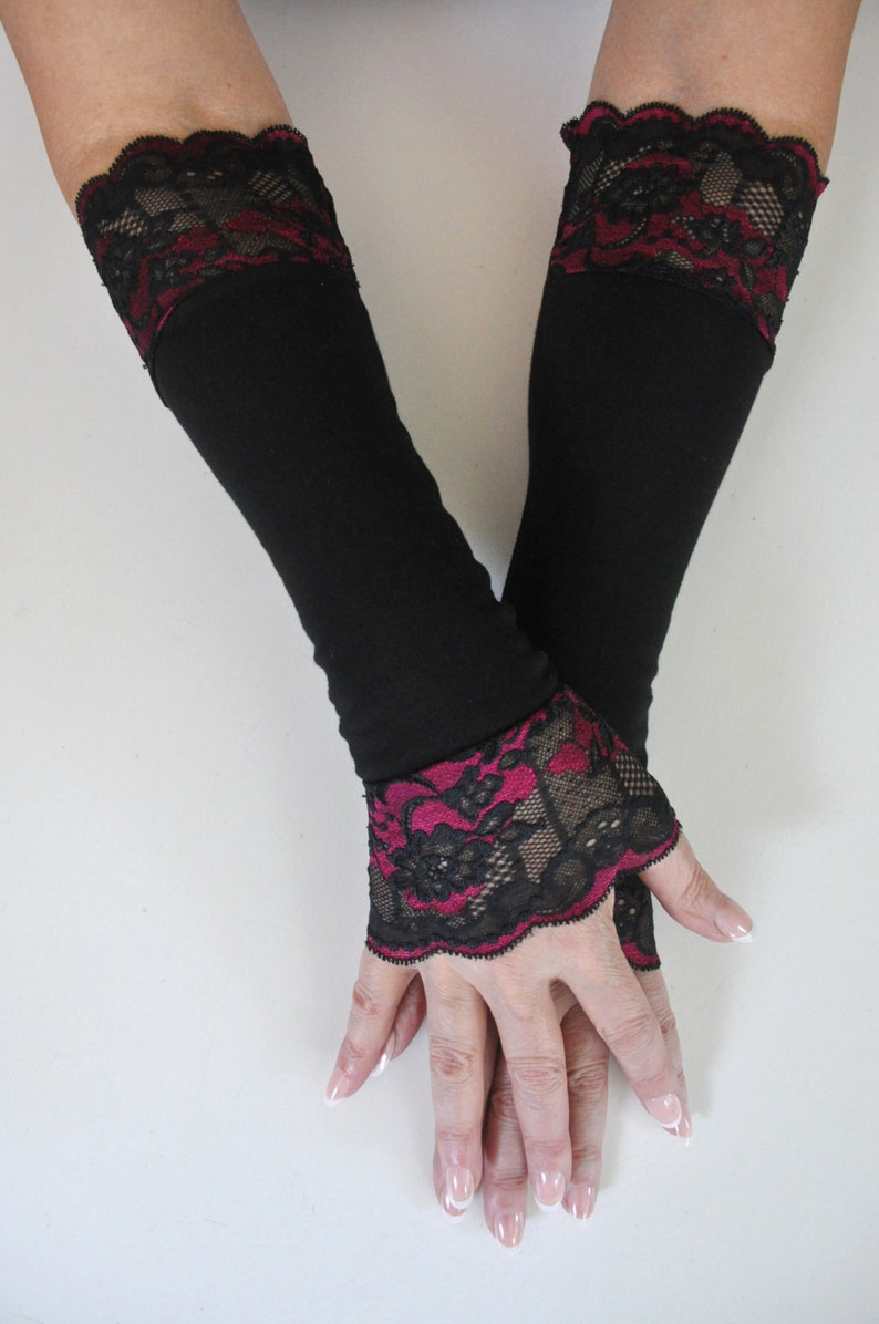Elegant Gothic Black/magenta Lace Armwarmers Gloves, Romantic Mittens ...