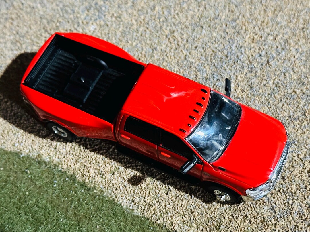 1/64 Fifth Wheel Ball Hitch / Fits All 1/64 Trucks - Etsy