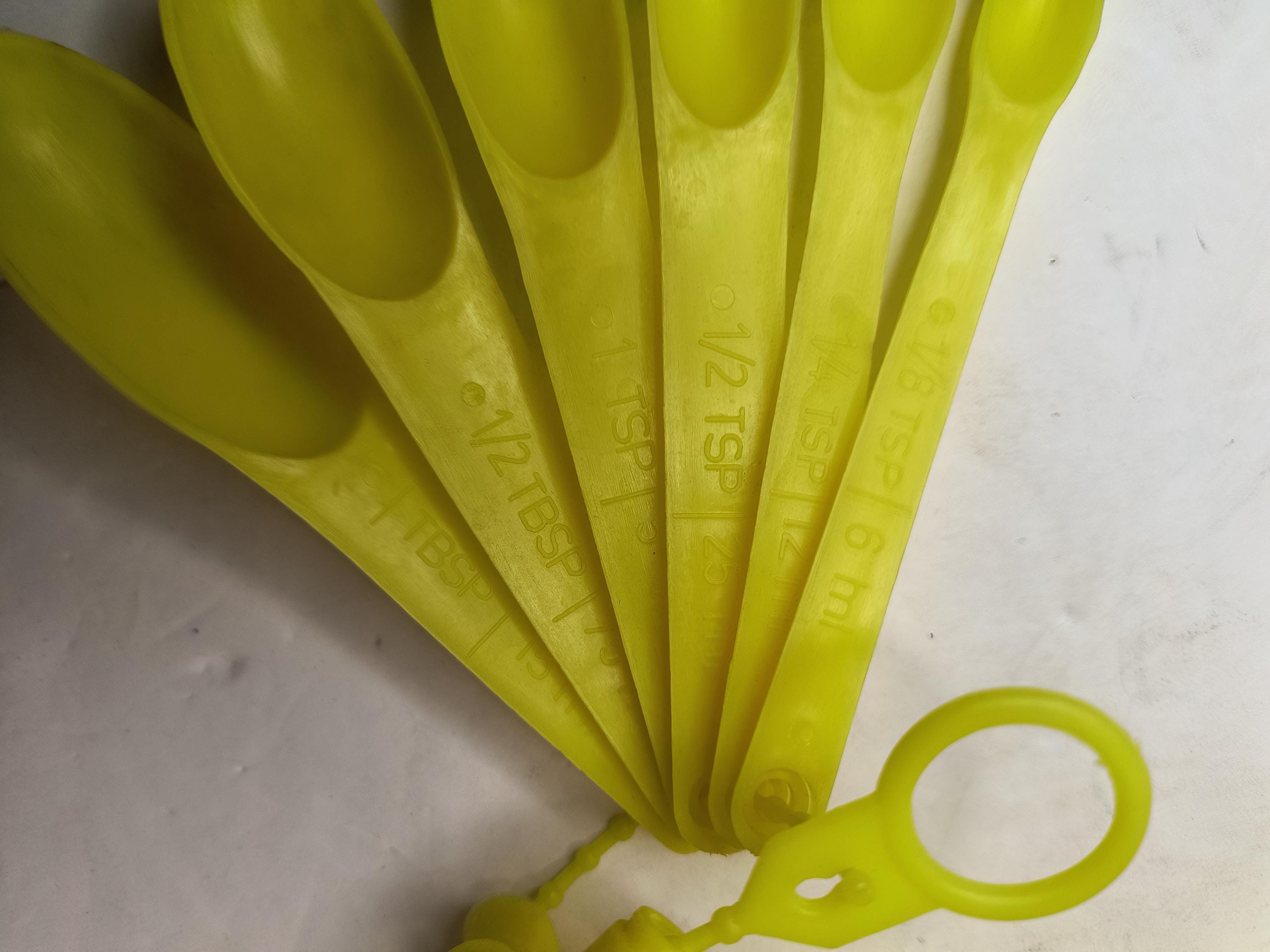 Vintage Foley Yellow Measuring Cups & Spoons 10 Pieces - Etsy