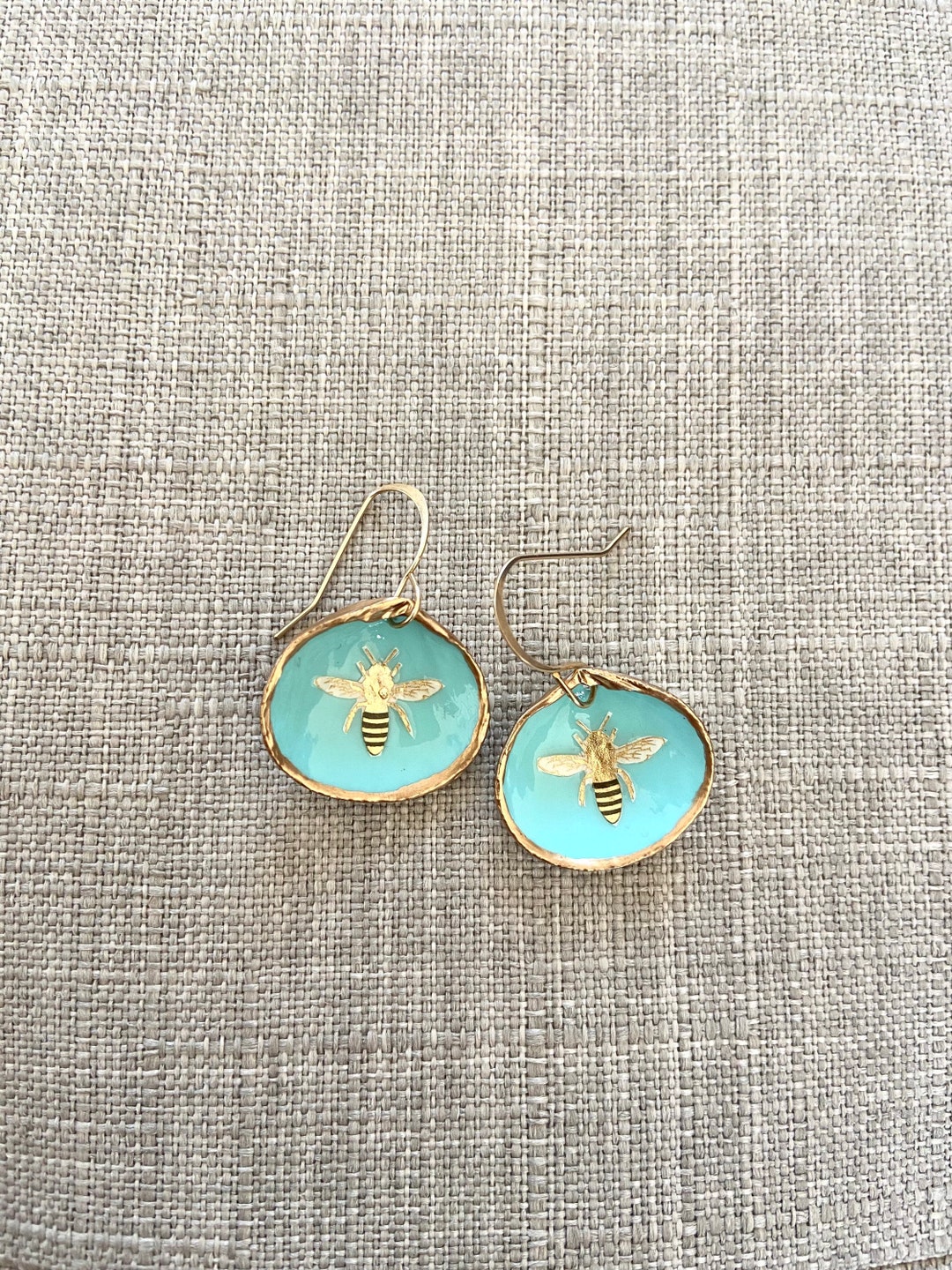 The Ava Bee on the Bristol Drop Low Tides Design Semele Shell Drop ...