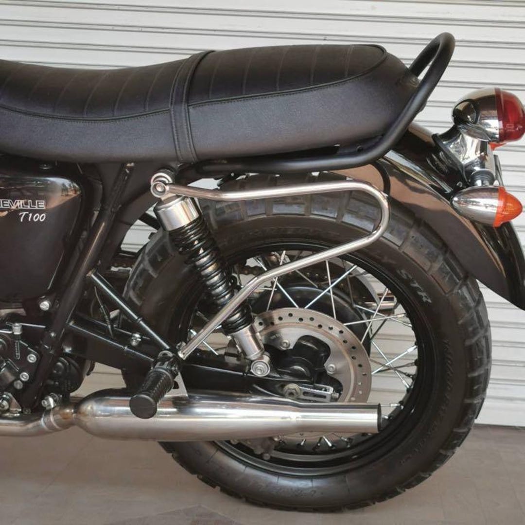 Triumph Bonneville T120 T100 Pannier Rack (left) CHROME (T100 T120 Carb ...