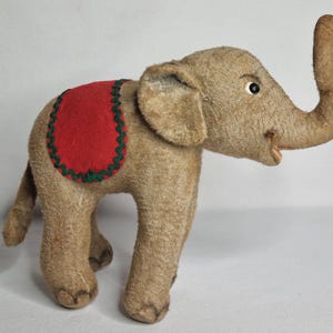 Vintage Plush Elephant With Red Felt Saddle – C.1950, 22 Cm - Etsy