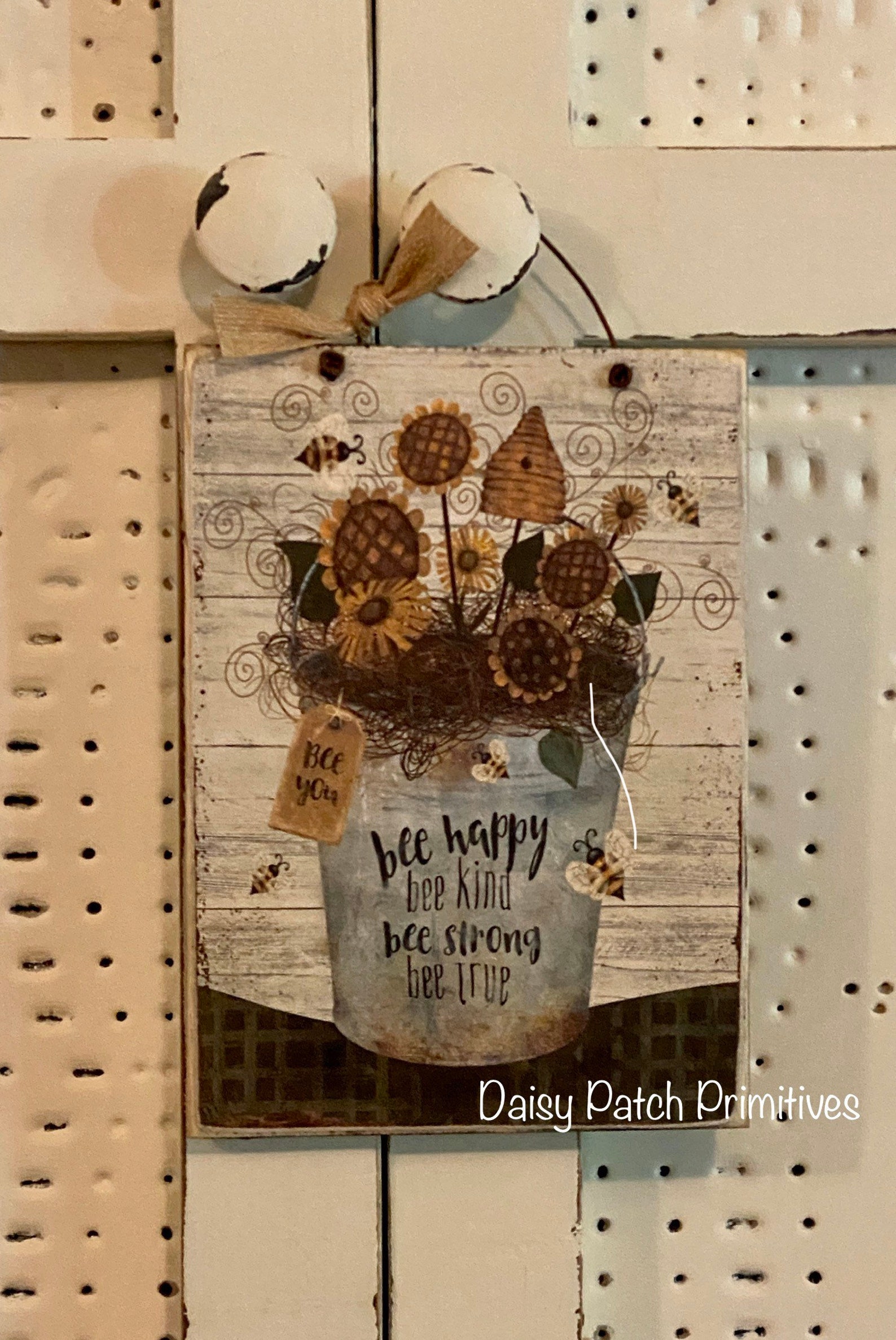 Primitive Peg Hanger Sign,primitive Decor,bee Decor,sunflower Decor,bee ...