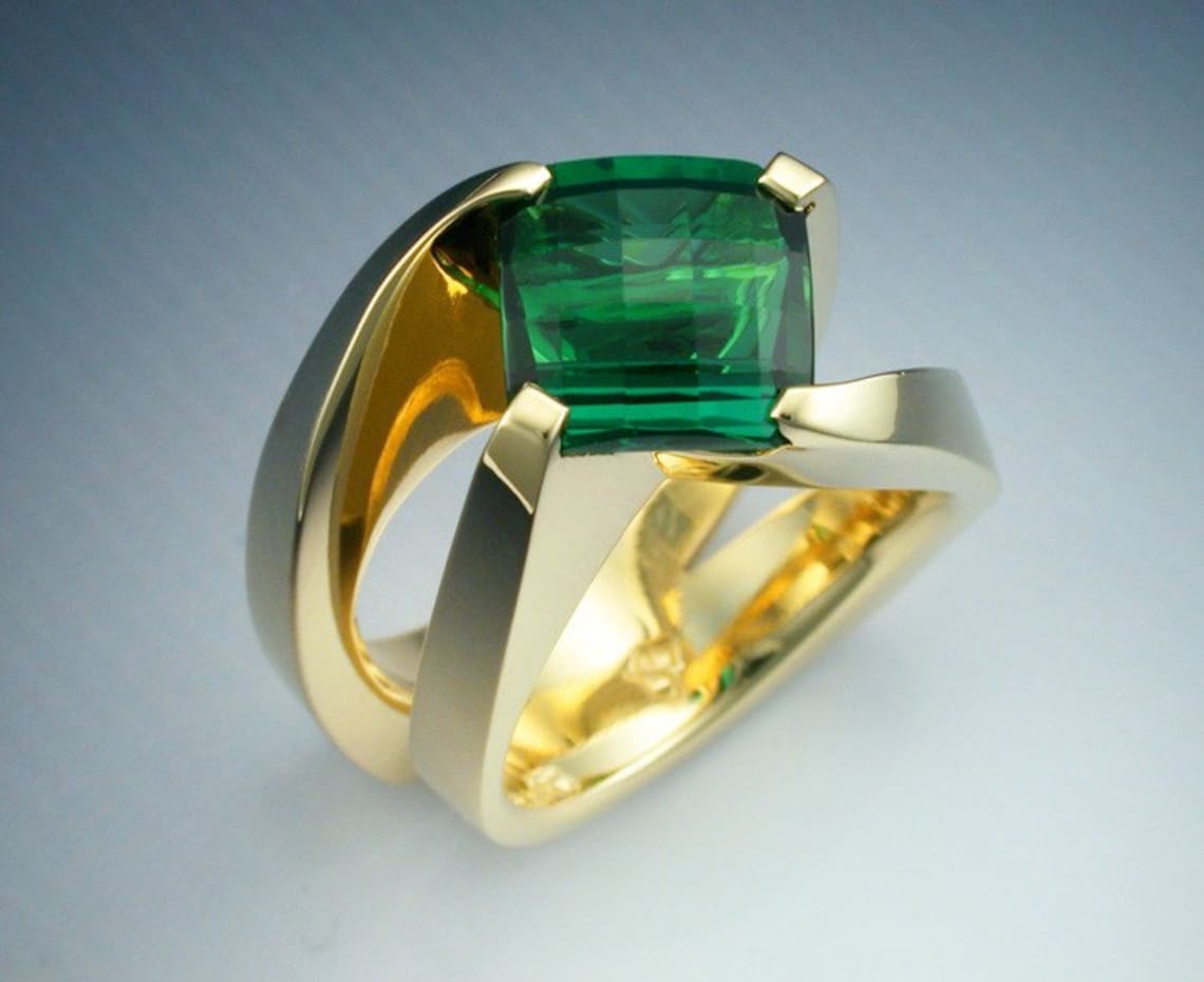 Stunning 18k Gold Green Tourmaline Ring - Etsy