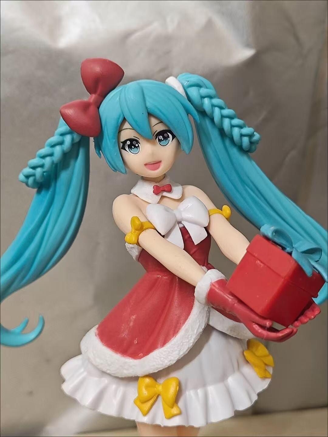 Hatsune Miku Christmas Ver – Vocaloid Anime Figure, Santa Outfit PVC ...