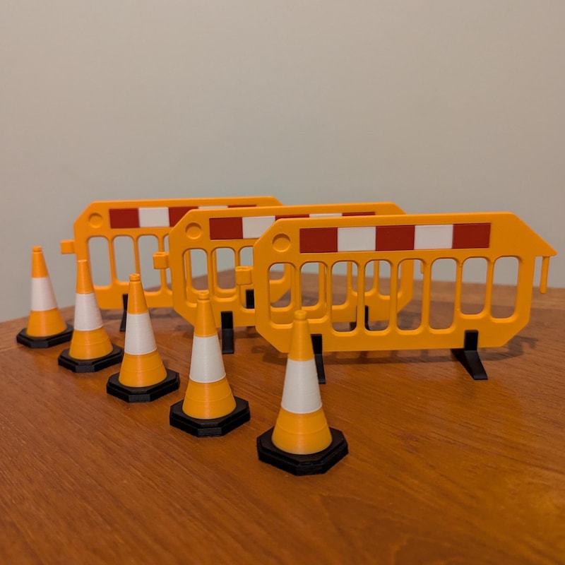 Mini Desk Diorama - Etsy UK