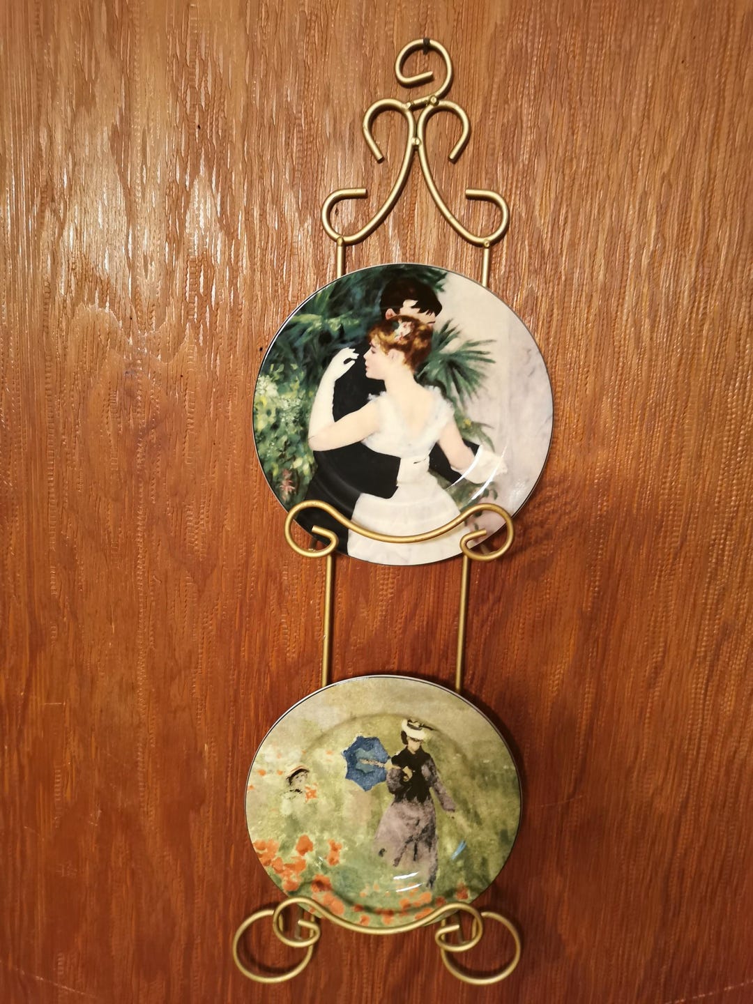 Hanging Metal Plate Display Includes Two Plates Vintage - Etsy