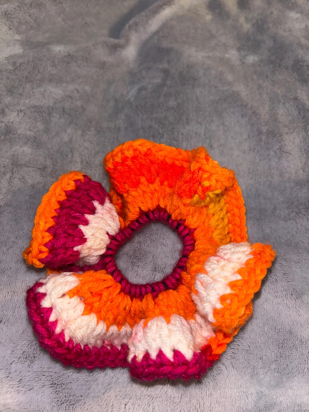 Crochet Ruffle Scrunchies - Etsy