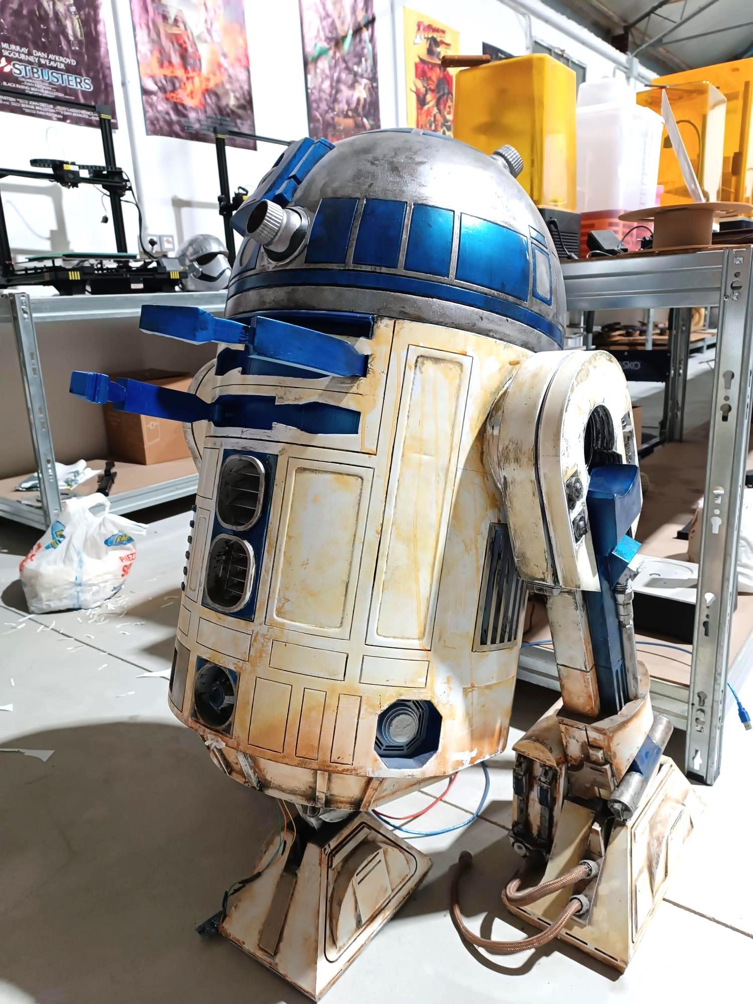 R2-D2 Life-size Replica 1:1 • Handmade Display Droid • 3D Printed ...