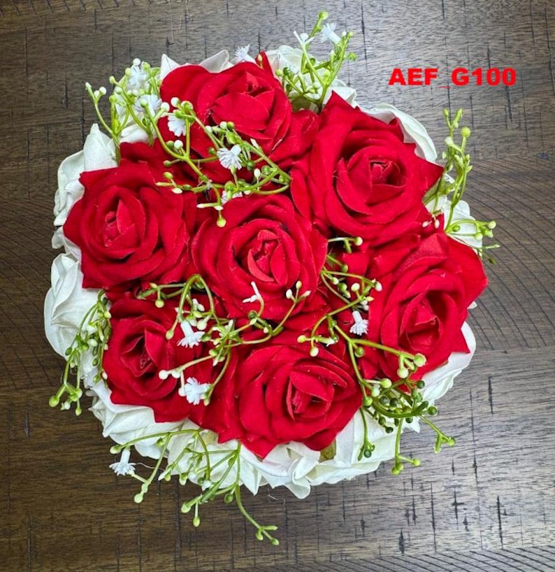 Handmade Floral Hair Gajra: Traditional Indian Hair Accessory - Etsy