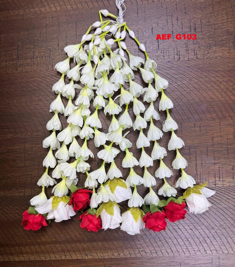 Handmade Floral Hair Gajra: Traditional Indian Hair Accessory - Etsy