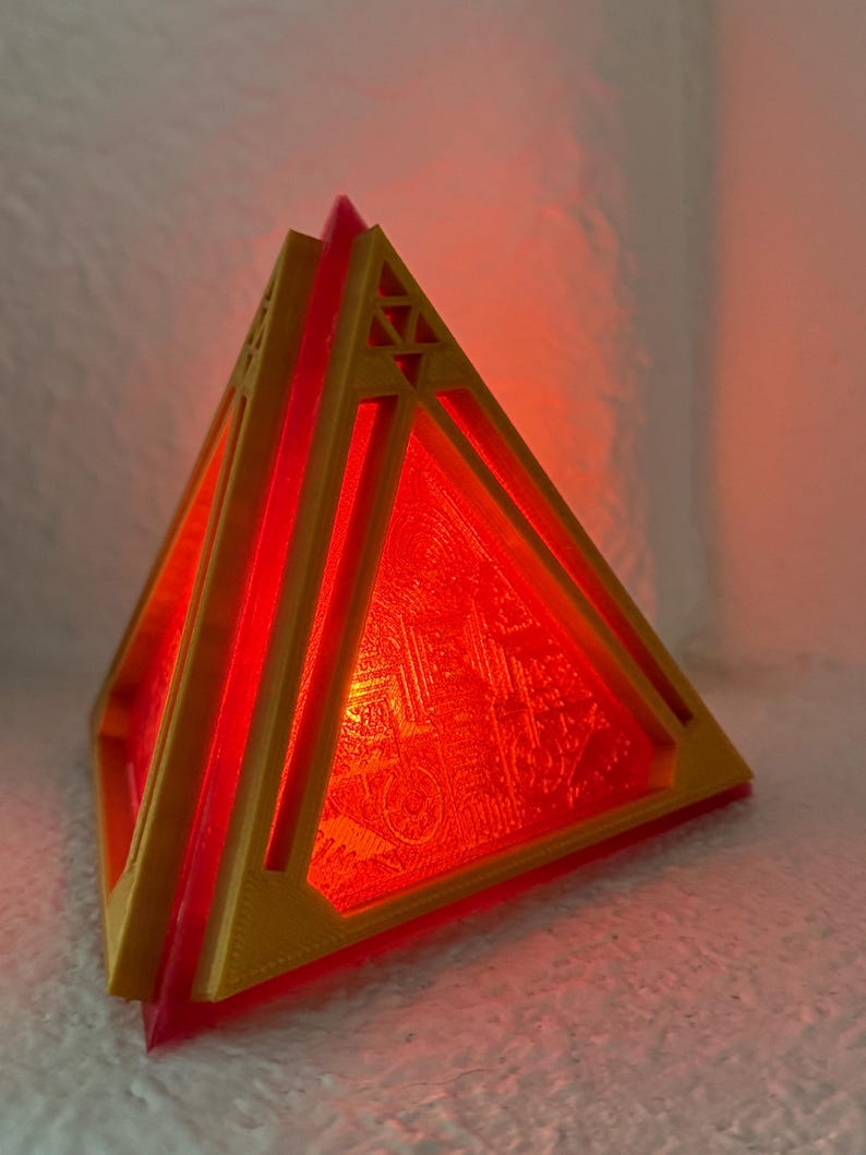 3D Printed Sith Holocron Replica: Star Wars Dark Side Prop With Light ...