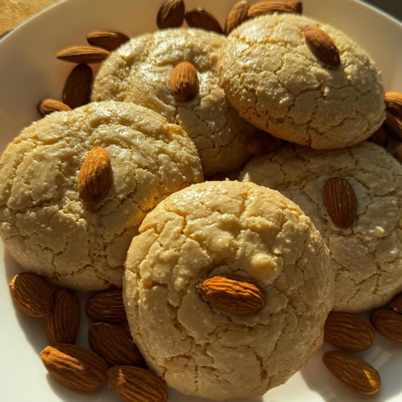 Handmade Traditional Acıbadem Cookies – Gluten-free Turkish Almond ...