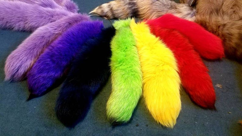 SOLID DYED Arctic Fox Fur Tail Keychain - Etsy
