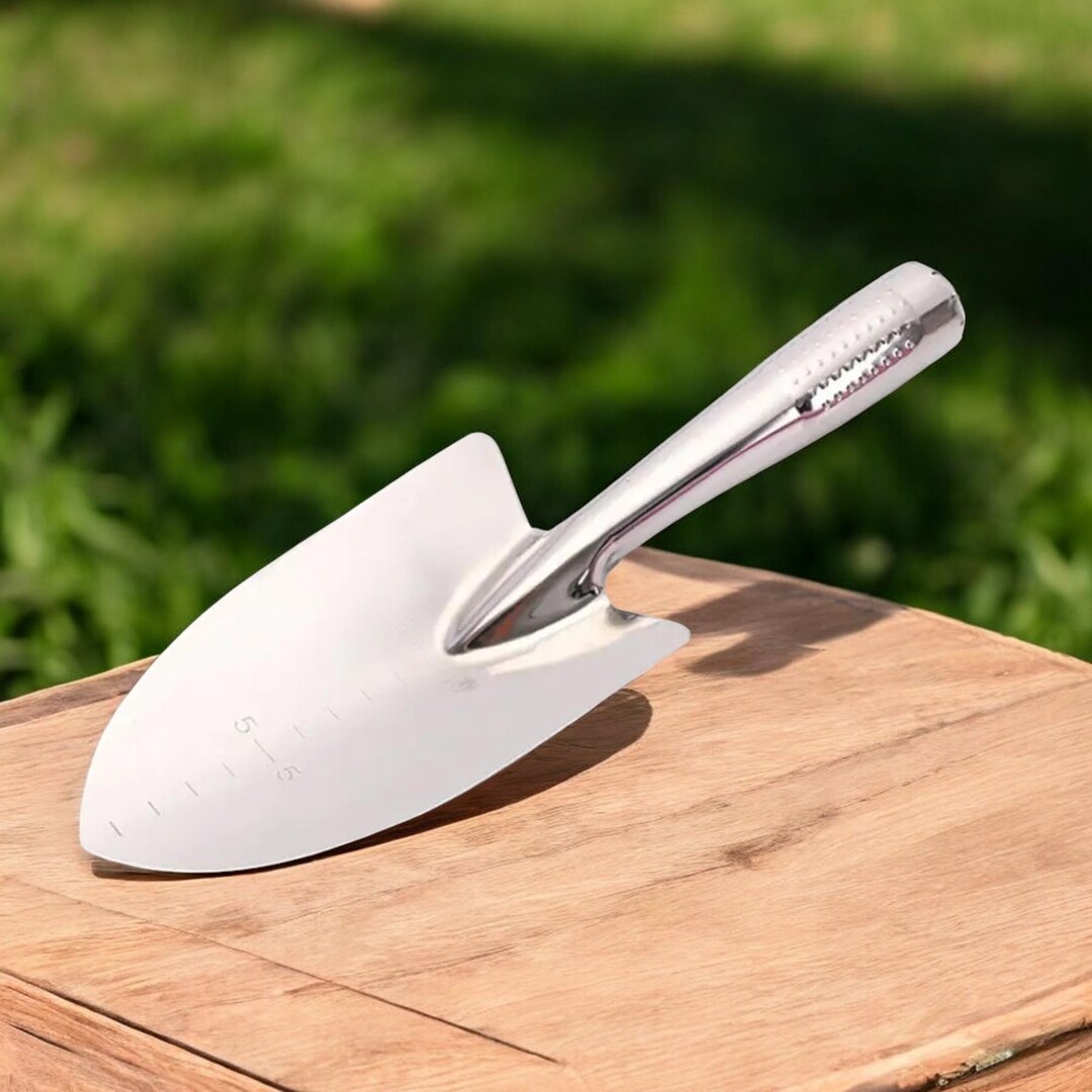 Gardening Shovel | Custom Engraved Trowel Scoop | Garden Gift for Mom ...