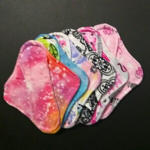 Set of Three (3) Custom Cloth Pantyliners - Etsy
