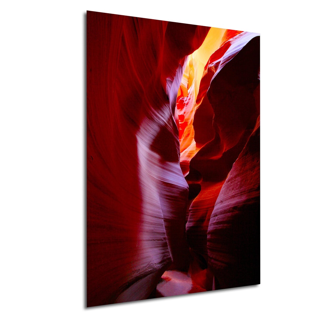 Antelope Canyon Inferno, Firey Light Beams Ignite the Sandstone Walls ...