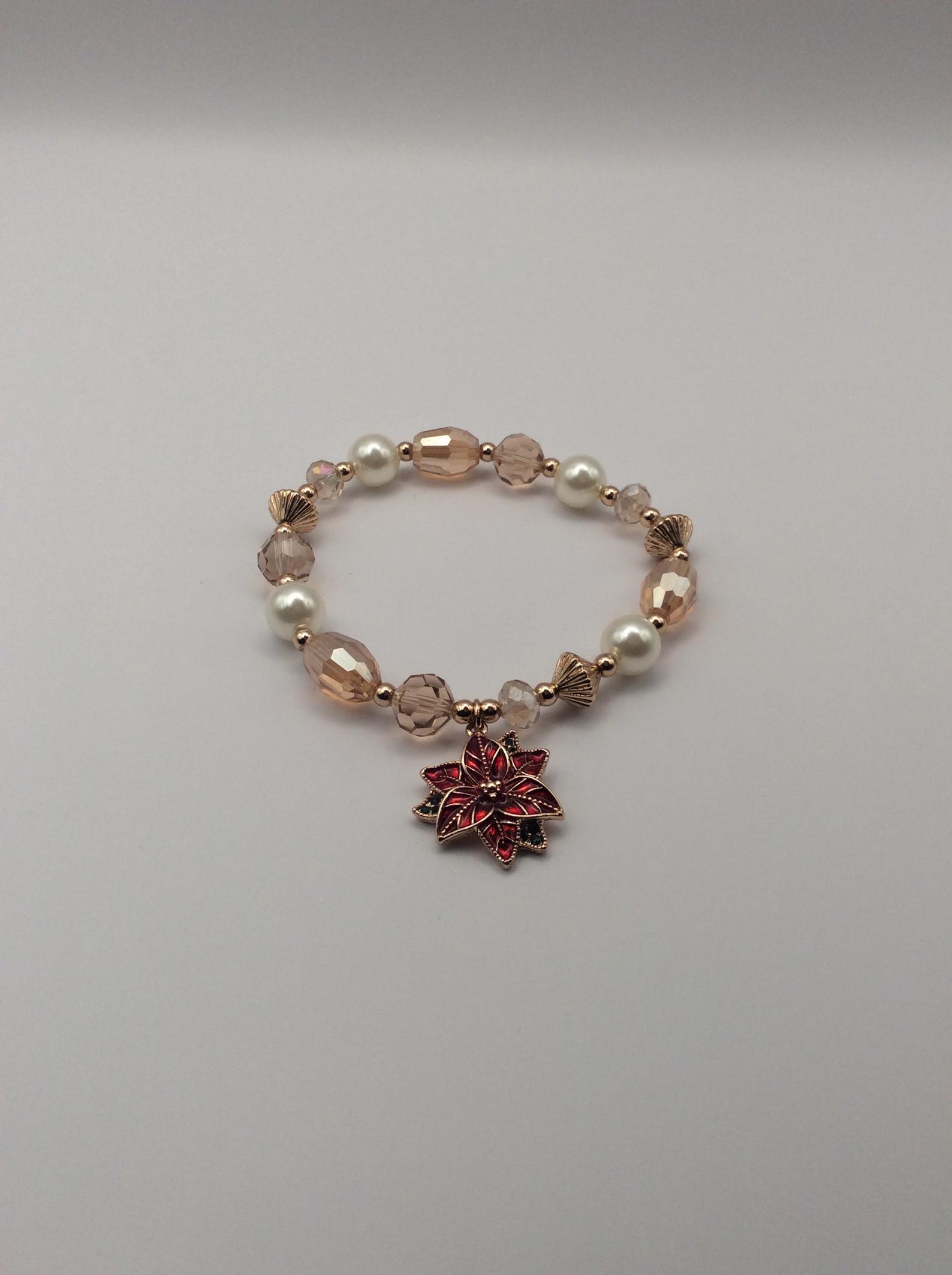 Avon Studio 1886 Festive Stretch Bracelet With Holiday Charm Poinsettia ...