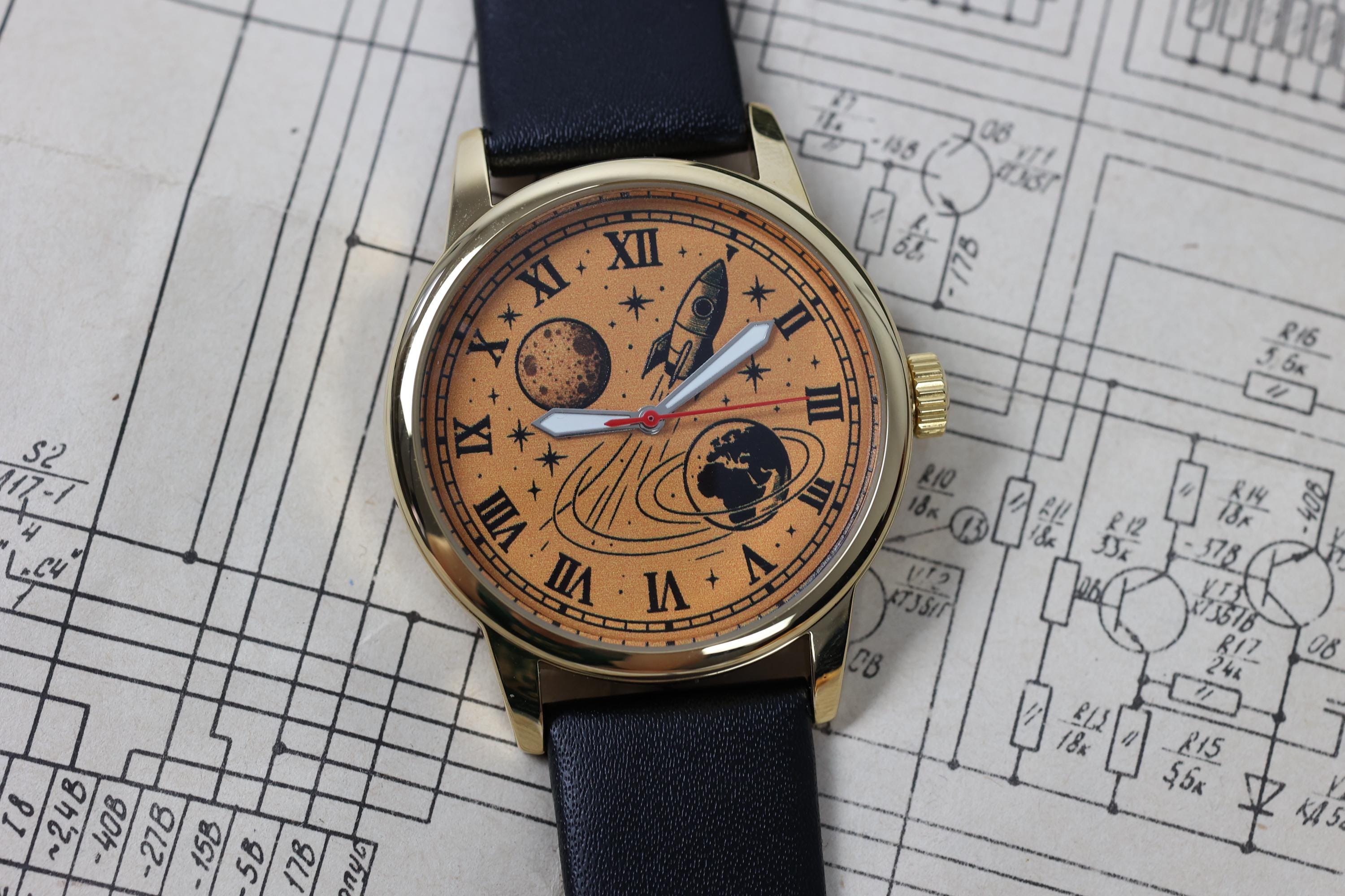 Vintage Men's "space" Watch: Quartz Map Wristwatch, 40mm - Etsy
