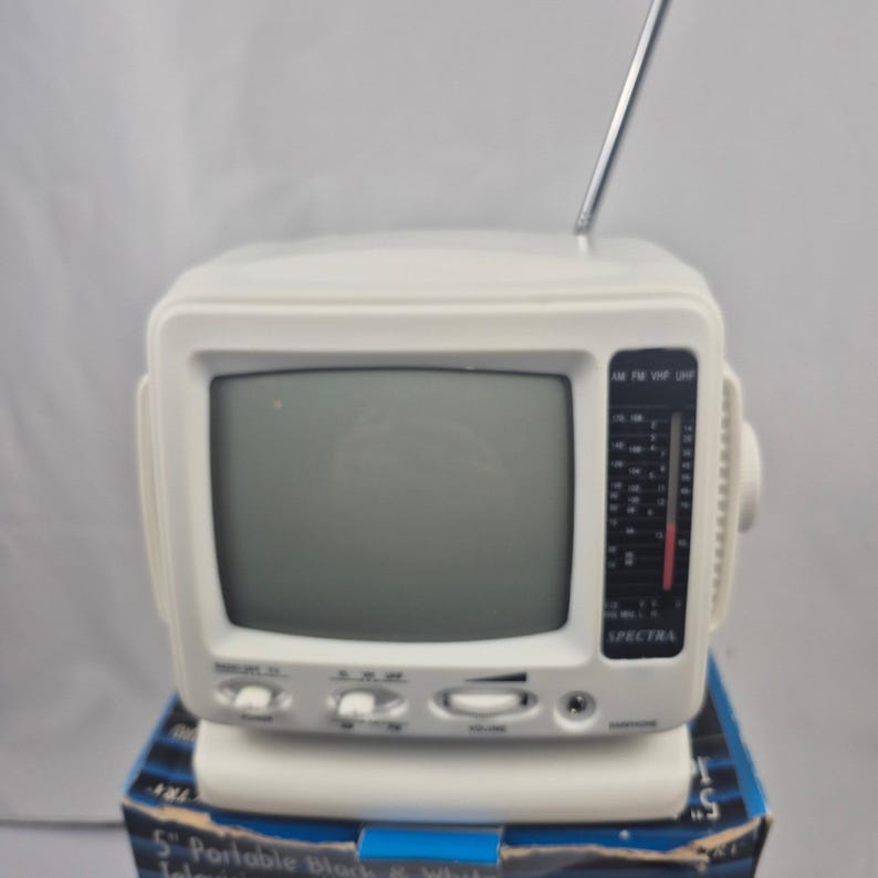 Vintage Portable 5 Inch Mini TV Retro Black White Television Spectra ...